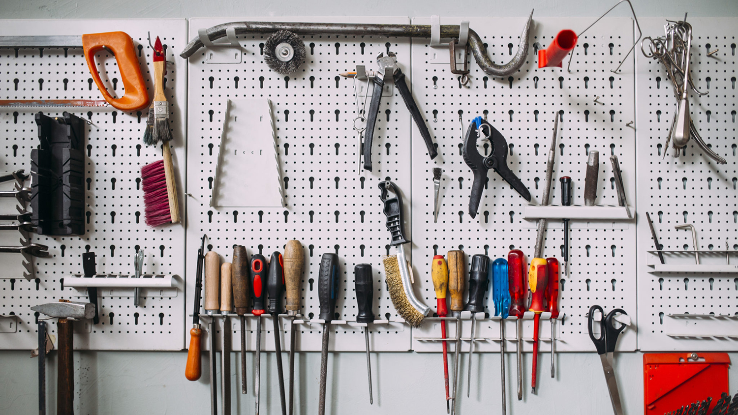 Garage Organization & Storage Tips | Einstein Moving Company